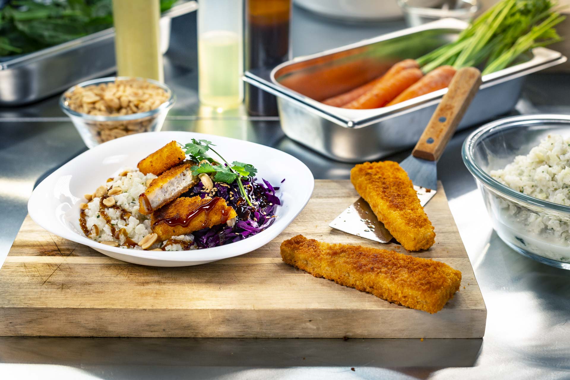 Plant-Based Crispy Fillet with Cauliflower Rice & Red Cabbage Salad ...